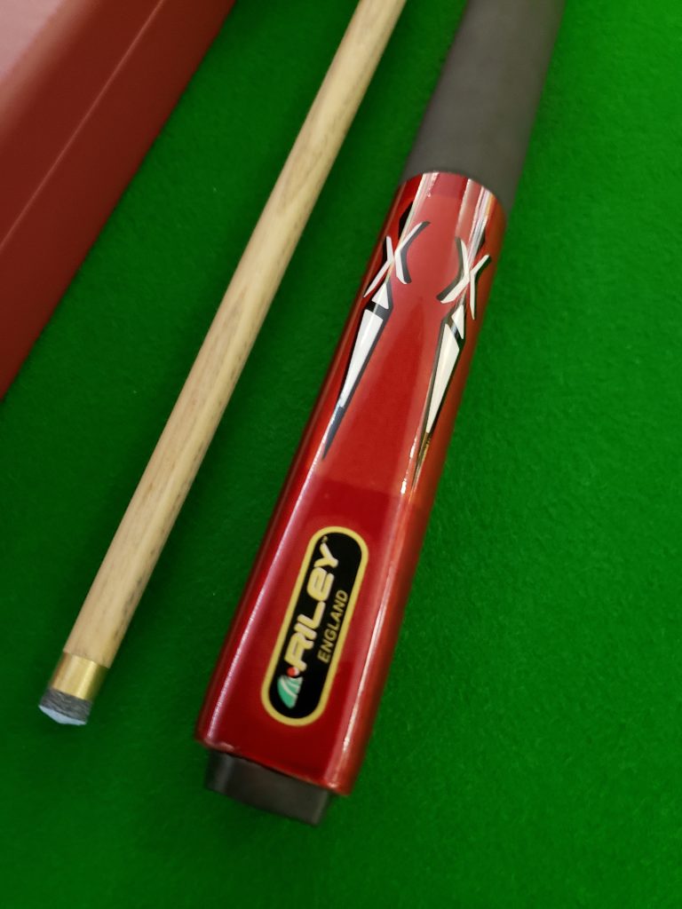RILEY Metallic RED ROCKET 48″ 2 piece centre jointed cue and hard case ...